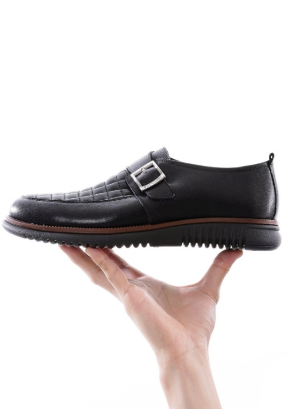 Apa Itu Sepatu Loafers: Sejarah, Model, dan Alasan Jadi Tren Fashion Dunia